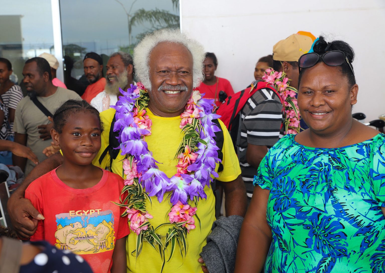 Australian High Commissioner Rod Hilton welcomes back first Solomon ...